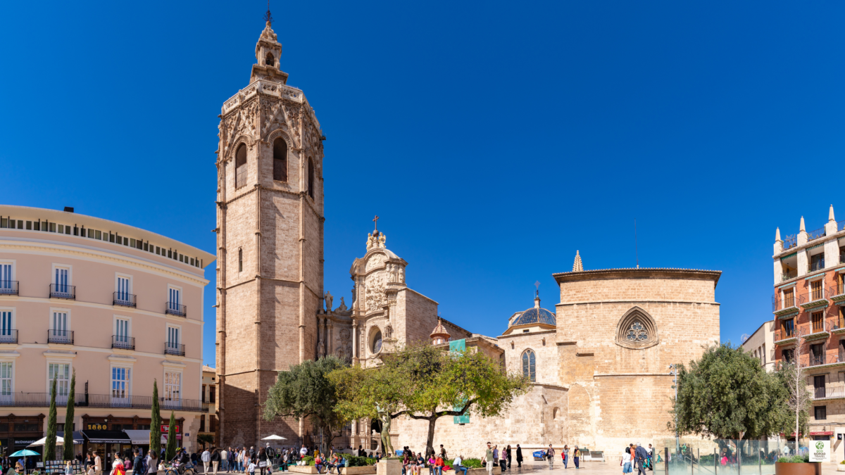 10 Safest Cities to Travel Alone in 2026: A Sustainable Guide